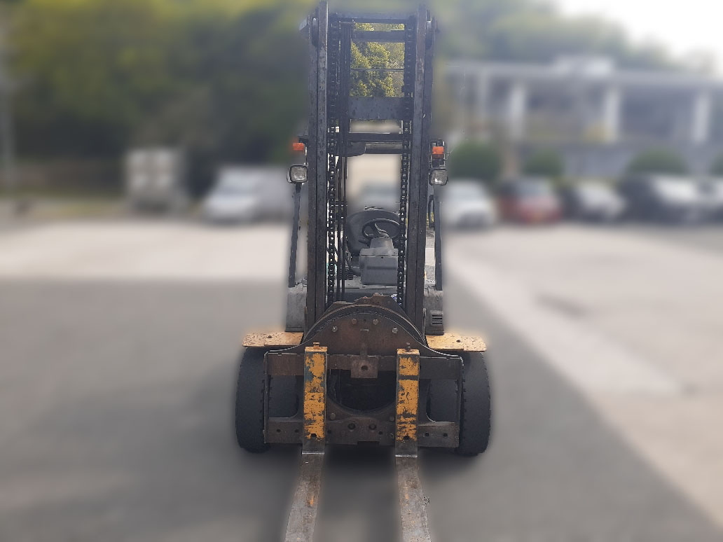 コマツ フォークリフト FD30T-16 買取実績 - トラック買取専門店【トラックファイブ】高額買取強化中